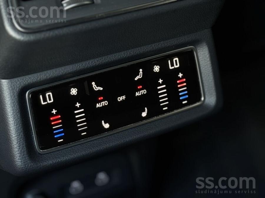 Sarkans Audi E-Tron 2023 Tukums, ar dzinēja tilpumu 0.00 L un nobraukumu 56 tūkst. km par 57500 €, foto 17 vietnē AUTOMOTO.COM.LV