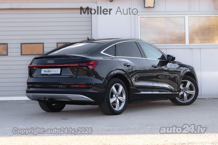 Audi E-Tron 2020 in Jelgava, with an engine capacity of 0.00 L and mileage of 73 thousand km for 28234 €, photo 6 on AUTOMOTO.COM.LV