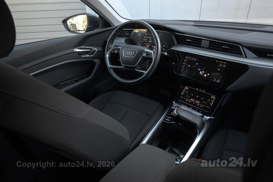 Audi E-Tron 2020 in Jelgava, with an engine capacity of 0.00 L and mileage of 73 thousand km for 28234 €, photo 8 on AUTOMOTO.COM.LV