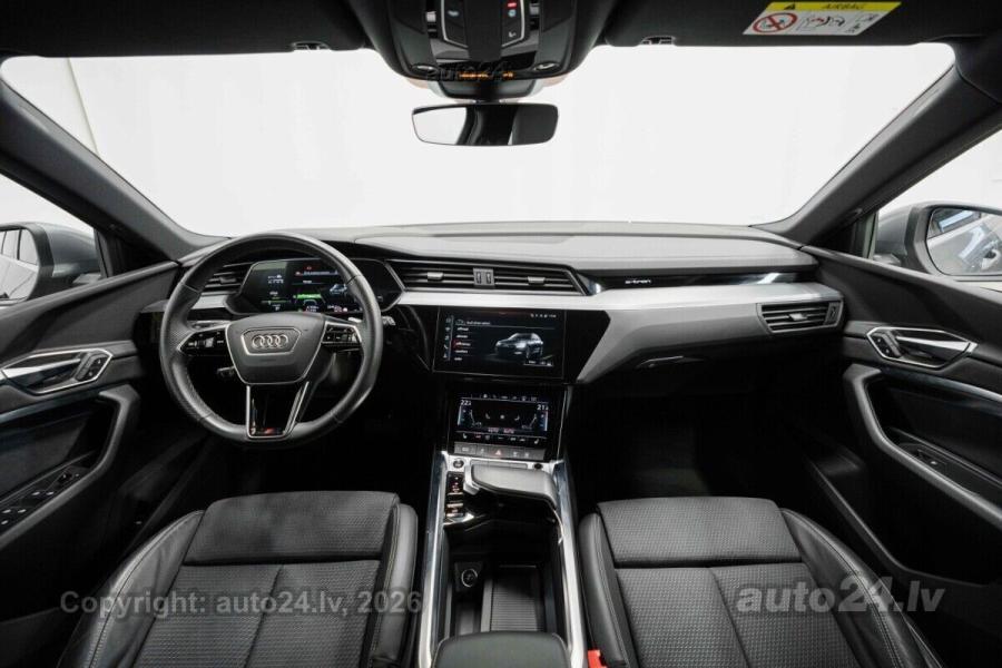 Audi E-Tron 2022 Tallina, ar dzinēja tilpumu 0.00 L un nobraukumu 42 tūkst. km par 32900 €, foto 10 vietnē AUTOMOTO.COM.LV