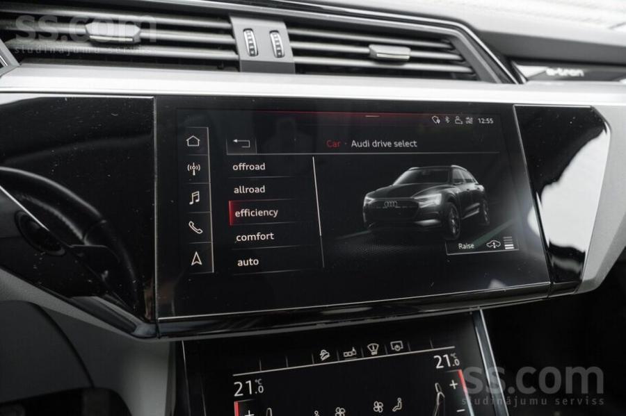 Balts Audi E-Tron 2020 Rīga, ar dzinēja tilpumu 0.00 L un nobraukumu 70 tūkst. km par 29900 €, foto 23 vietnē AUTOMOTO.COM.LV