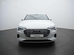 Balts Audi E-Tron 2020 Viļņa, ar dzinēja tilpumu 0.00 L un nobraukumu 61 tūkst. km par 33900 €, foto 2 vietnē AUTOMOTO.COM.LV