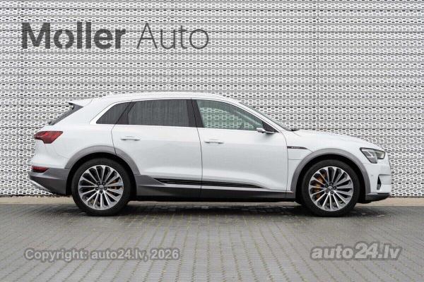 Balts Audi E-Tron 2020 Rīga, ar dzinēja tilpumu 0.10 L un nobraukumu 70 tūkst. km par 27900 €, foto 5 vietnē AUTOMOTO.COM.LV