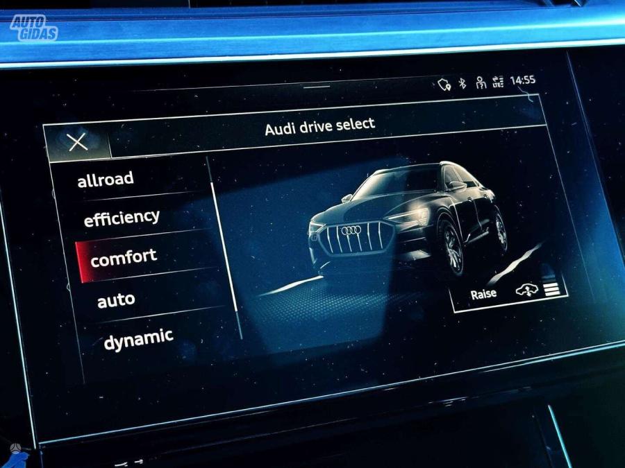 Белый Ауди E-Tron 2020 в Каунас, объемом двигателя 0.00 л и пробегом 160 тыс. км за 26900 €, фото 10 на AUTOMOTO.COM.LV