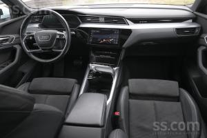 Balts Audi E-Tron 2020 Rīga, ar dzinēja tilpumu 0.00 L un nobraukumu 81 tūkst. km par 31990 €, foto 7 vietnē AUTOMOTO.COM.LV