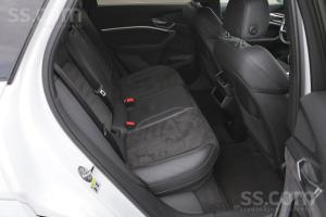 Balts Audi E-Tron 2020 Rīga, ar dzinēja tilpumu 0.00 L un nobraukumu 81 tūkst. km par 31990 €, foto 11 vietnē AUTOMOTO.COM.LV