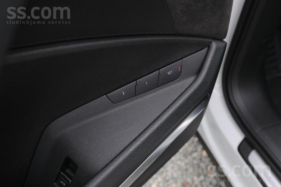 Balts Audi E-Tron 2020 Rīga, ar dzinēja tilpumu 0.00 L un nobraukumu 81 tūkst. km par 31990 €, foto 22 vietnē AUTOMOTO.COM.LV