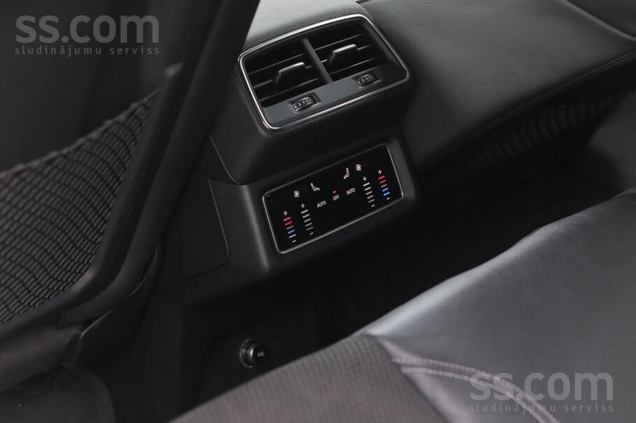 Balts Audi E-Tron 2020 Rīga, ar dzinēja tilpumu 0.00 L un nobraukumu 81 tūkst. km par 31990 €, foto 24 vietnē AUTOMOTO.COM.LV