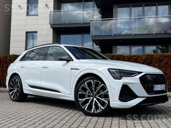 Balts Audi E-Tron 2020 Rīga, ar dzinēja tilpumu 0.00 L un nobraukumu 98 tūkst. km par 31900 €, foto 4 vietnē AUTOMOTO.COM.LV