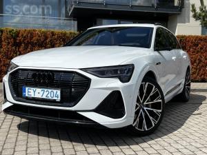 White Audi E-Tron 2020 in Riga, with an engine capacity of 0.00 L and mileage of 98 thousand km for 31900 €, photo 6 on AUTOMOTO.COM.LV
