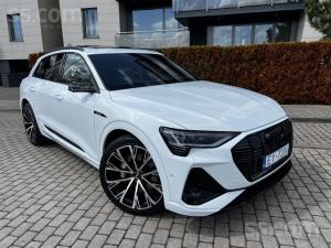 White Audi E-Tron 2020 in Riga, with an engine capacity of 0.00 L and mileage of 98 thousand km for 31900 €, photo 9 on AUTOMOTO.COM.LV
