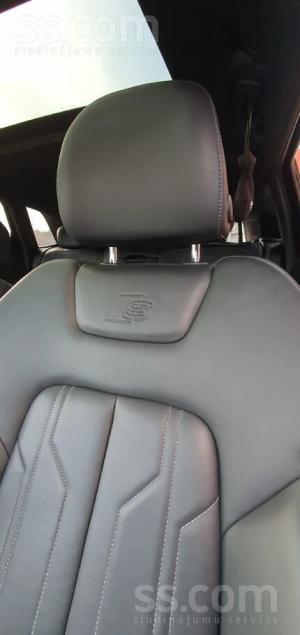 White Audi E-Tron 2020 in Riga, with an engine capacity of 0.00 L and mileage of 90 thousand km for 27000 €, photo 8 on AUTOMOTO.COM.LV
