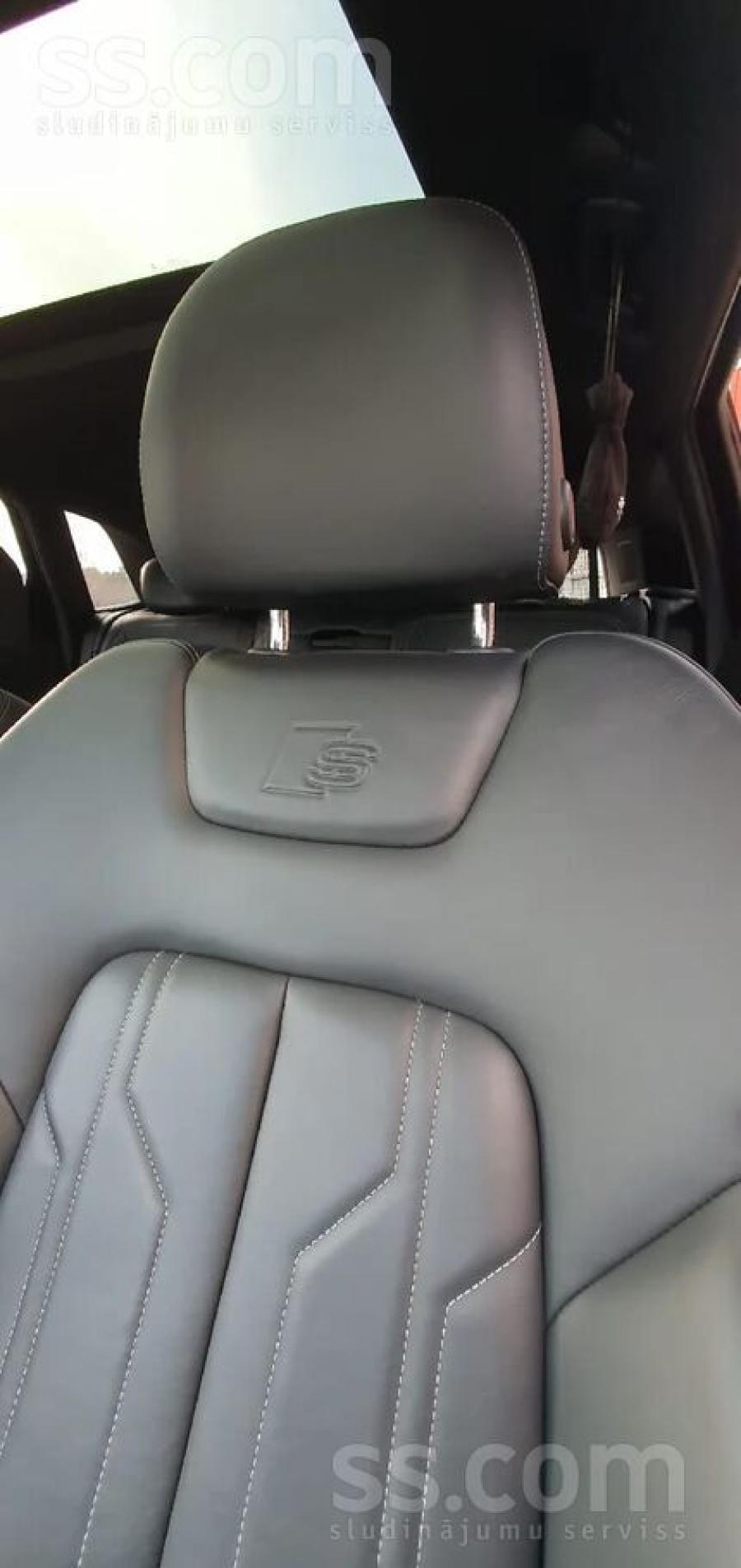 White Audi E-Tron 2020 in Riga, with an engine capacity of 0.00 L and mileage of 90 thousand km for 27000 €, photo 8 on AUTOMOTO.COM.LV