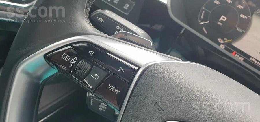 White Audi E-Tron 2020 in Riga, with an engine capacity of 0.00 L and mileage of 90 thousand km for 27000 €, photo 16 on AUTOMOTO.COM.LV