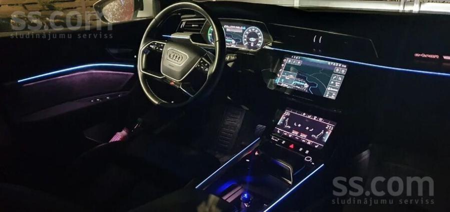 White Audi E-Tron 2020 in Riga, with an engine capacity of 0.00 L and mileage of 90 thousand km for 27000 €, photo 19 on AUTOMOTO.COM.LV