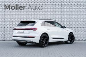 White Audi E-Tron 2020 in Marupe, with an engine capacity of 0.00 L and mileage of 95 thousand km for 26700 €, photo 5 on AUTOMOTO.COM.LV