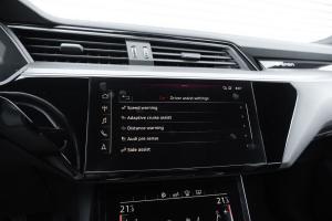 White Audi E-Tron 2020 in Marupe, with an engine capacity of 0.00 L and mileage of 95 thousand km for 26700 €, photo 24 on AUTOMOTO.COM.LV