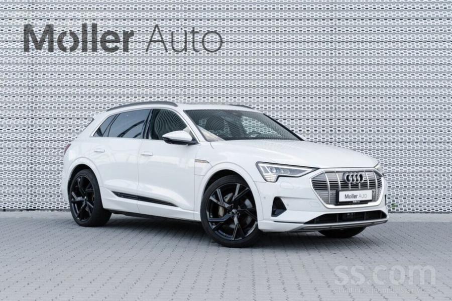 White Audi E-Tron 2020 in Riga, with an engine capacity of 0.00 L and mileage of 95 thousand km for 26700 €, photo 3 on AUTOMOTO.COM.LV
