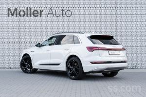 White Audi E-Tron 2020 in Riga, with an engine capacity of 0.00 L and mileage of 95 thousand km for 26700 €, photo 4 on AUTOMOTO.COM.LV
