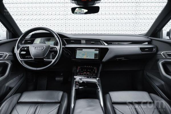 Balts Audi E-Tron 2020 Rīga, ar dzinēja tilpumu 0.00 L un nobraukumu 95 tūkst. km par 26700 €, foto 6 vietnē AUTOMOTO.COM.LV