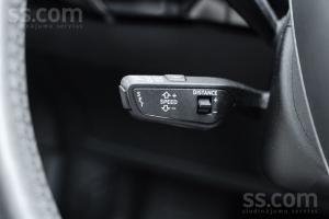 White Audi E-Tron 2020 in Riga, with an engine capacity of 0.00 L and mileage of 95 thousand km for 26700 €, photo 16 on AUTOMOTO.COM.LV