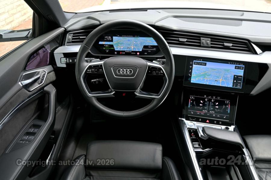 Balts Audi E-Tron 2020 Tallina, ar dzinēja tilpumu 0.00 L un nobraukumu 53 tūkst. km par 33990 €, foto 9 vietnē AUTOMOTO.COM.LV
