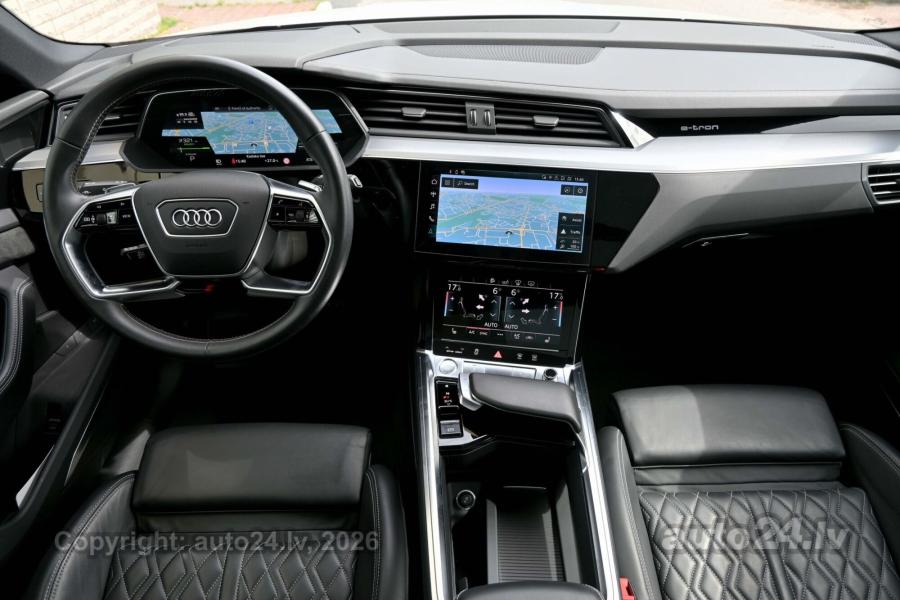 Balts Audi E-Tron 2020 Tallina, ar dzinēja tilpumu 0.00 L un nobraukumu 53 tūkst. km par 33990 €, foto 18 vietnē AUTOMOTO.COM.LV