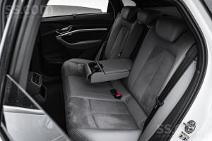 Белый Ауди E-Tron 2021 в Рига, объемом двигателя 0.00 л и пробегом 0 тыс. км за 29992 €, фото 16 на AUTOMOTO.COM.LV