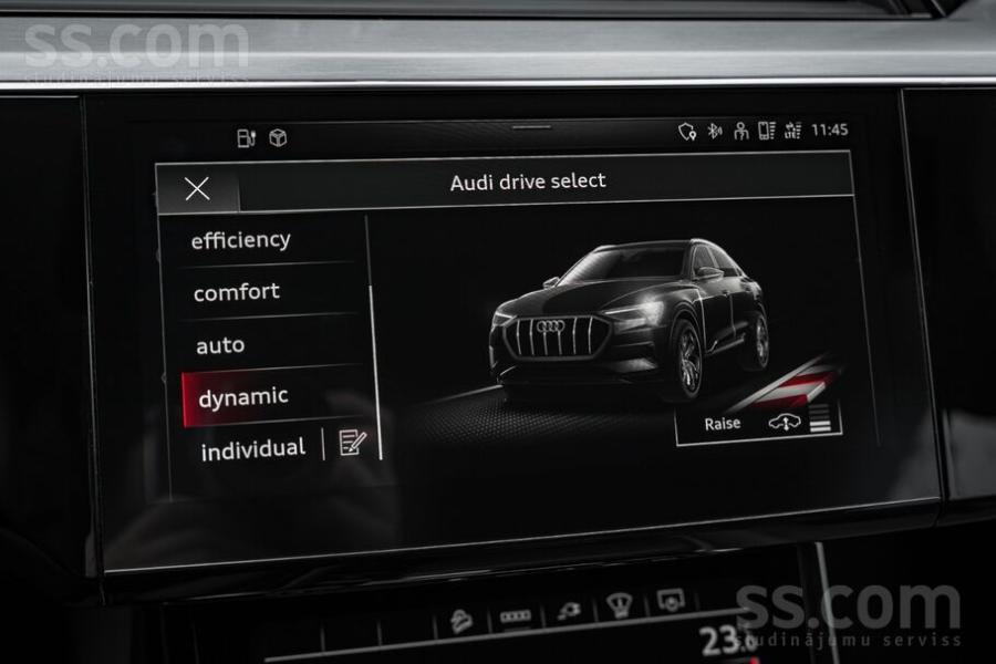 Белый Ауди E-Tron 2021 в Рига, объемом двигателя 0.00 л и пробегом 0 тыс. км за 29992 €, фото 25 на AUTOMOTO.COM.LV