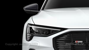 Белый Ауди E-Tron 2021 в Таллин, объемом двигателя 0.00 л и пробегом 88 тыс. км за 38990 €, фото 7 на AUTOMOTO.COM.LV