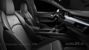 Белый Ауди E-Tron 2021 в Таллин, объемом двигателя 0.00 л и пробегом 88 тыс. км за 38990 €, фото 8 на AUTOMOTO.COM.LV
