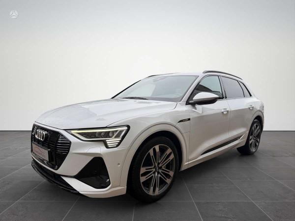 White Audi E-Tron 2021 in Vilnius, with an engine capacity of 0.00 L and mileage of 65 thousand km for 34900 €, photo 1 on AUTOMOTO.COM.LV