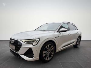 Balts Audi E-Tron 2021 Viļņa, ar dzinēja tilpumu 0.00 L un nobraukumu 65 tūkst. km par 34900 €, foto  vietnē AUTOMOTO.COM.LV