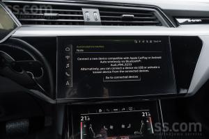 Balts Audi E-Tron 2022 Rīga, ar dzinēja tilpumu 0.00 L un nobraukumu 36 tūkst. km par 32300 €, foto 19 vietnē AUTOMOTO.COM.LV
