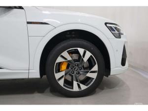 Balts Audi E-Tron 2022 Kauņa, ar dzinēja tilpumu 0.00 L un nobraukumu 42 tūkst. km par 32566 €, foto 5 vietnē AUTOMOTO.COM.LV