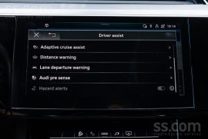 Белый Ауди E-Tron 2022 в Рига, объемом двигателя 0.00 л и пробегом 54 тыс. км за 39950 €, фото 14 на AUTOMOTO.COM.LV