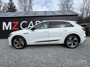 Balts Audi E-Tron 2022 Rīga, ar dzinēja tilpumu 0.00 L un nobraukumu 96 tūkst. km par 35990 €, foto 6 vietnē AUTOMOTO.COM.LV