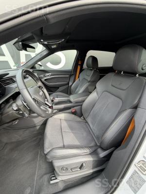 Balts Audi E-Tron 2022 Rīga, ar dzinēja tilpumu 0.00 L un nobraukumu 96 tūkst. km par 35990 €, foto 8 vietnē AUTOMOTO.COM.LV