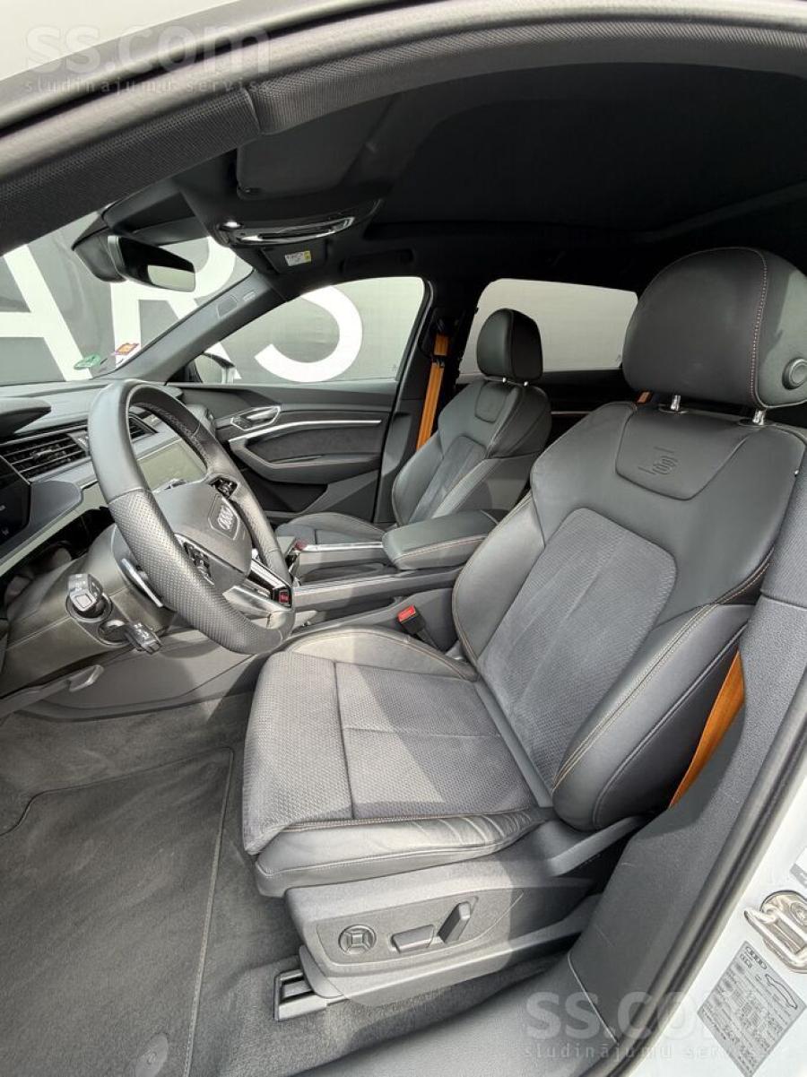 Balts Audi E-Tron 2022 Rīga, ar dzinēja tilpumu 0.00 L un nobraukumu 96 tūkst. km par 35990 €, foto 8 vietnē AUTOMOTO.COM.LV