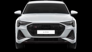 White Audi E-Tron 2022 in Marupe, with an engine capacity of 0.00 L and mileage of 34 thousand km for 38900 €, photo 6 on AUTOMOTO.COM.LV
