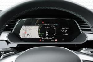 Белый Ауди E-Tron 2022 в Марупе, объемом двигателя 0.00 л и пробегом 34 тыс. км за 41500 €, фото 16 на AUTOMOTO.COM.LV