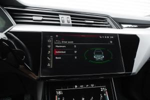 Белый Ауди E-Tron 2022 в Марупе, объемом двигателя 0.00 л и пробегом 34 тыс. км за 41500 €, фото 25 на AUTOMOTO.COM.LV