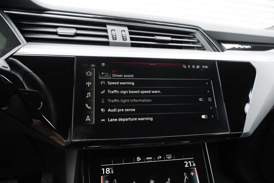 Белый Ауди E-Tron 2022 в Марупе, объемом двигателя 0.00 л и пробегом 34 тыс. км за 41500 €, фото 26 на AUTOMOTO.COM.LV