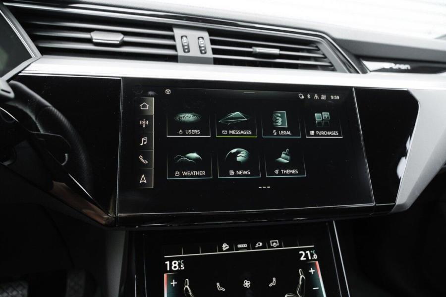 Белый Ауди E-Tron 2022 в Марупе, объемом двигателя 0.00 л и пробегом 34 тыс. км за 41500 €, фото 28 на AUTOMOTO.COM.LV