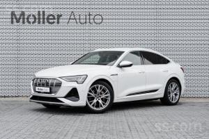 White Audi E-Tron 2022 in Riga, with an engine capacity of 0.00 L and mileage of 23 thousand km for 43850 €, photo  on AUTOMOTO.COM.LV