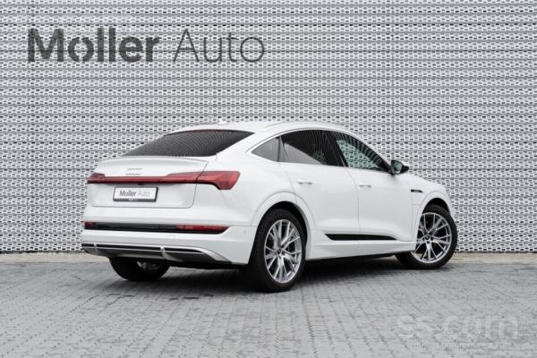 Balts Audi E-Tron 2022 Rīga, ar dzinēja tilpumu 0.00 L un nobraukumu 23 tūkst. km par 43850 €, foto 4 vietnē AUTOMOTO.COM.LV