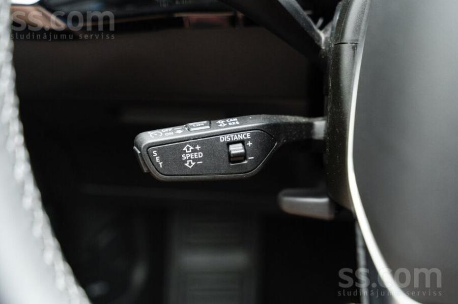 White Audi E-Tron 2022 in Riga, with an engine capacity of 0.00 L and mileage of 23 thousand km for 43850 €, photo 11 on AUTOMOTO.COM.LV