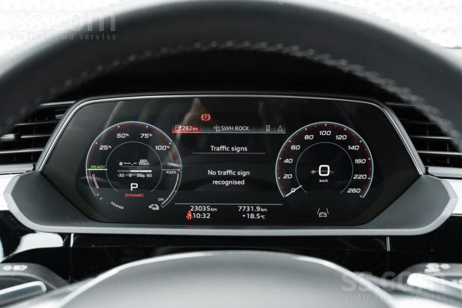 White Audi E-Tron 2022 in Riga, with an engine capacity of 0.00 L and mileage of 23 thousand km for 43850 €, photo 13 on AUTOMOTO.COM.LV