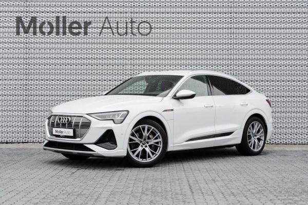 White Audi E-Tron 2022 in Marupe, with an engine capacity of 0.00 L and mileage of 23 thousand km for 43850 €, photo 1 on AUTOMOTO.COM.LV