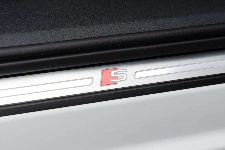 Balts Audi E-Tron 2022 Mārupe, ar dzinēja tilpumu 0.00 L un nobraukumu 23 tūkst. km par 43850 €, foto 7 vietnē AUTOMOTO.COM.LV